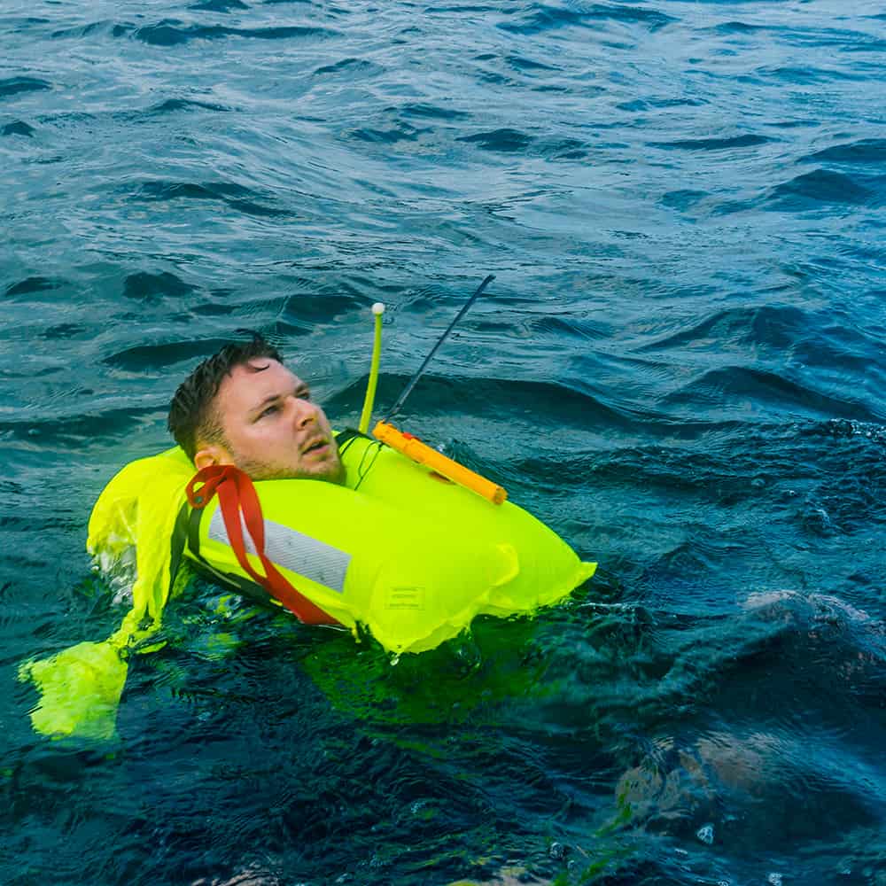 Ocean Signal PLB3: RescueMe Personal Locator Beacon with AIS